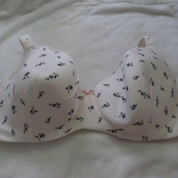 Cacique | Intimates & Sleepwear | Cacique Floral Bra 44ddd | Poshmark